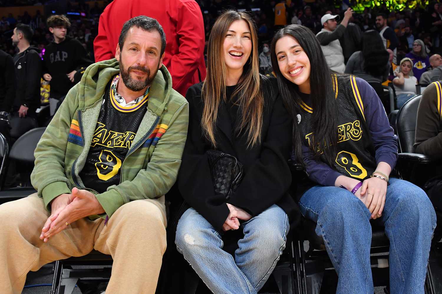 Sandler's Daughters Shine in "Happy Gilmore 2" Roles – Enlightnr
